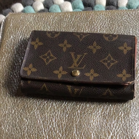 Louis Vuitton | Bags | Louis Vuitton Mono Wallet | Poshmark